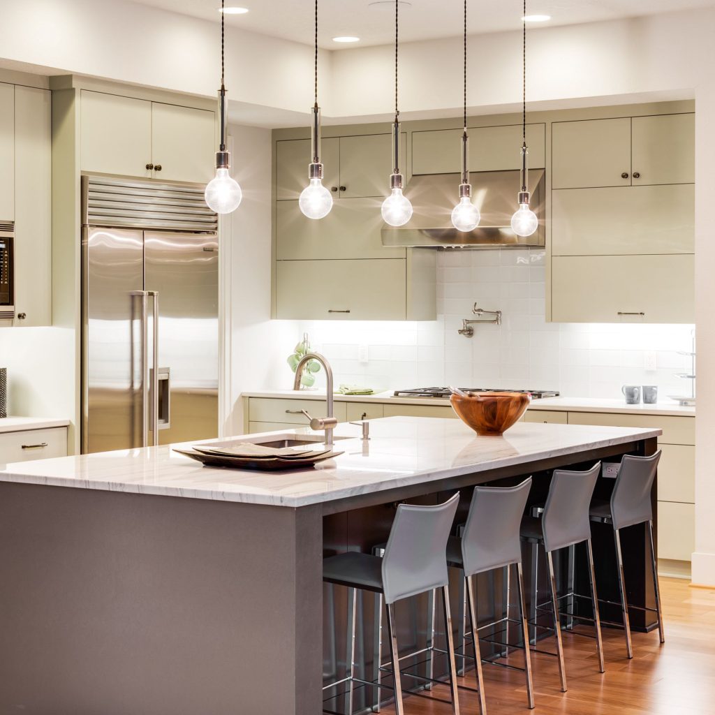 Aesthetic and Practicality in Low Hanging Lights - Decoledlight